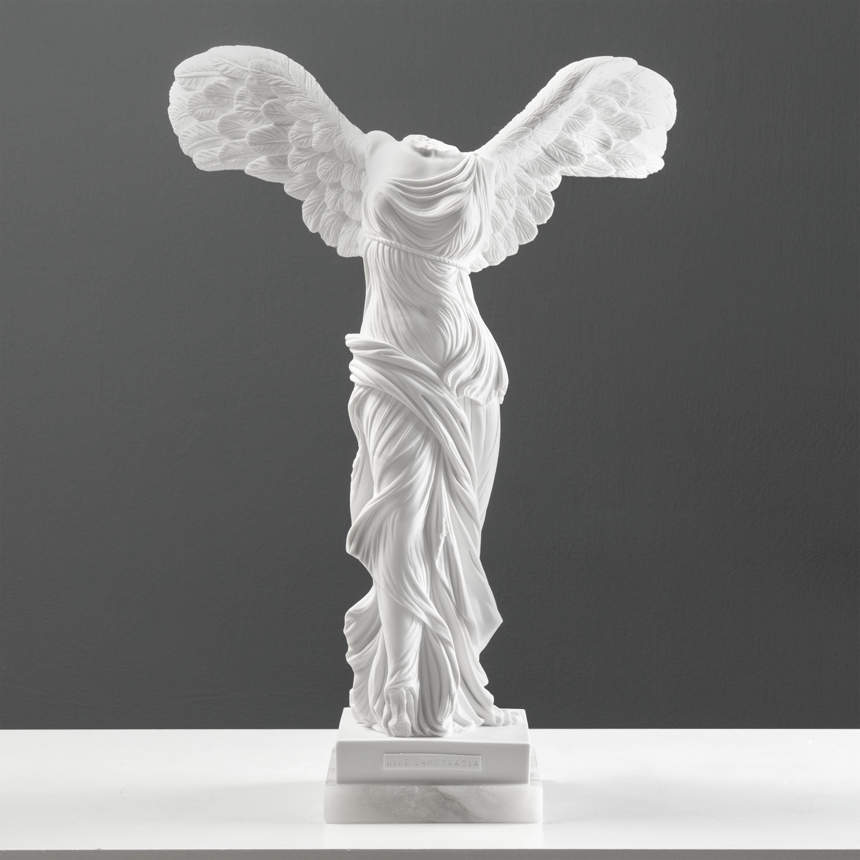 Estatua Niké Victoria Alada Grande escultura mármol griego romano – The ...